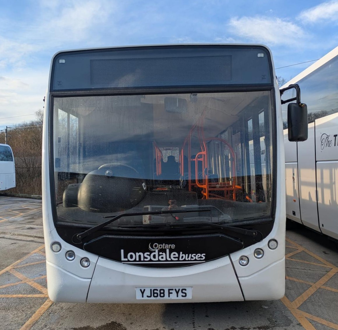 Chartwell Bus Sales Ltd | 01403 756 804 / 07950 616 106